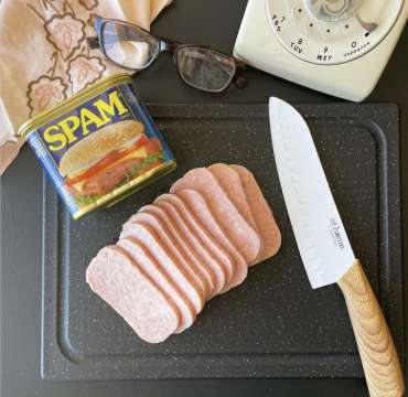 11 Crazy Easy Meals To Make With A Can of Spam